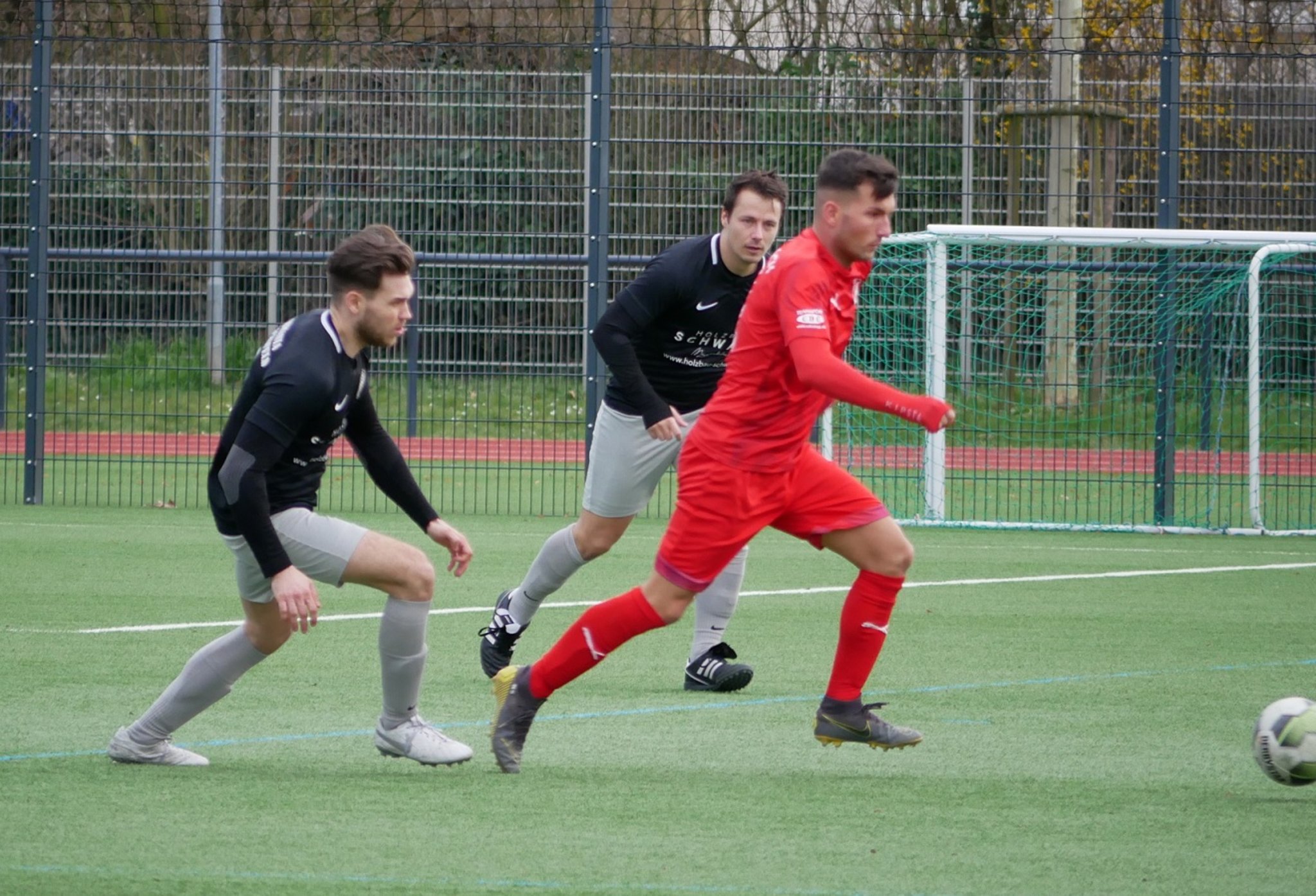 FC Germania: Kevin Nowak verlängert in Friedrichsfeld - Friedrichsfeld