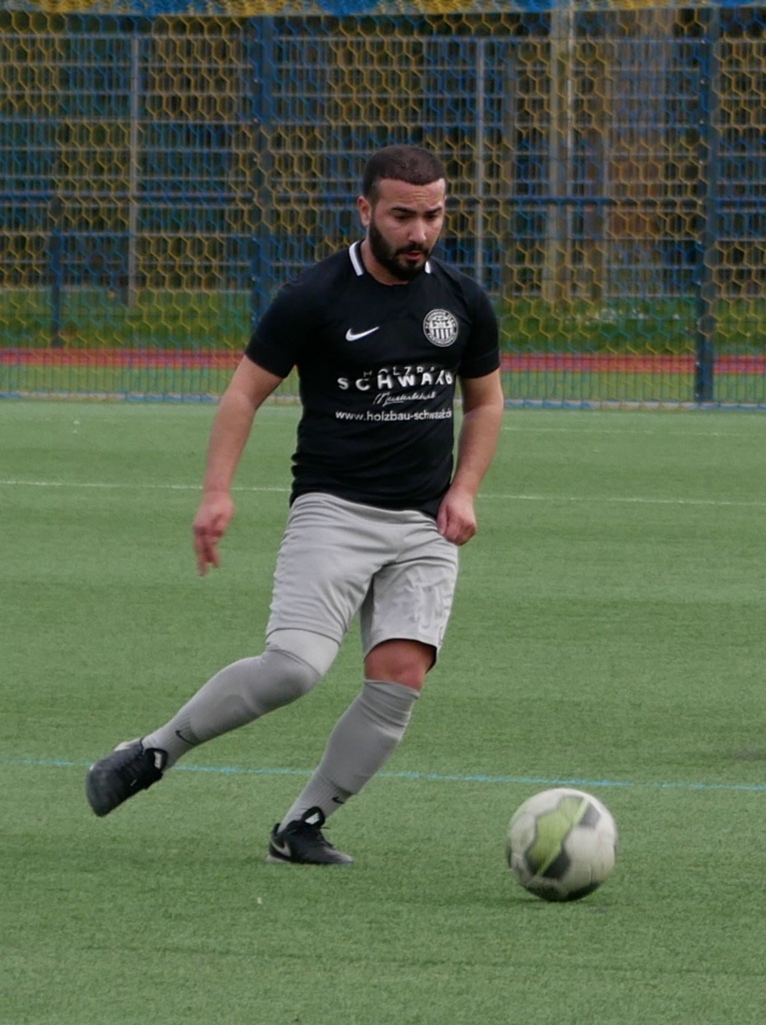 FC Germania I: Mert Altinisik verlängert in Friedrichsfeld - Friedrichsfeld