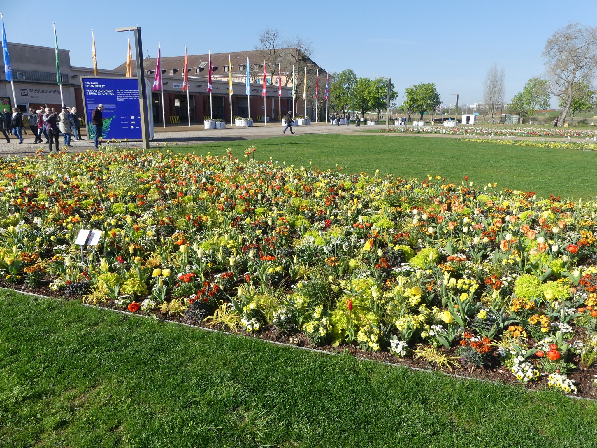 von unserer Mitarbeiterin Marion Schatz: Bundespräsident Walter Steinmeier eröffnet BUGA 23 ...