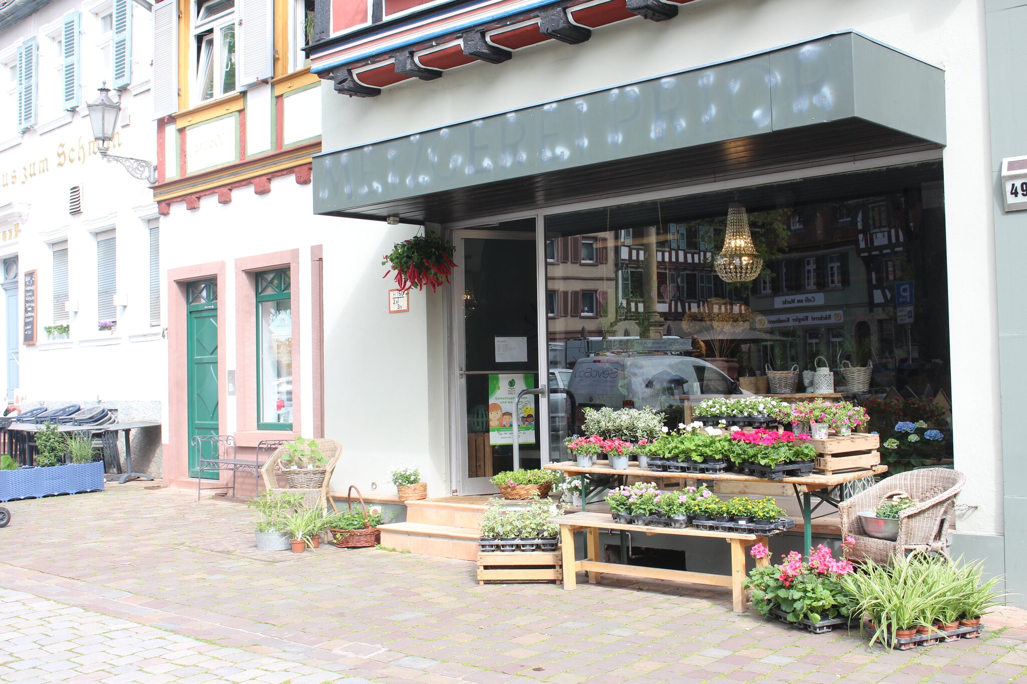 Zwei Ladenburger Blumengeschäfte kündigen die Schließung an - Ladenburg