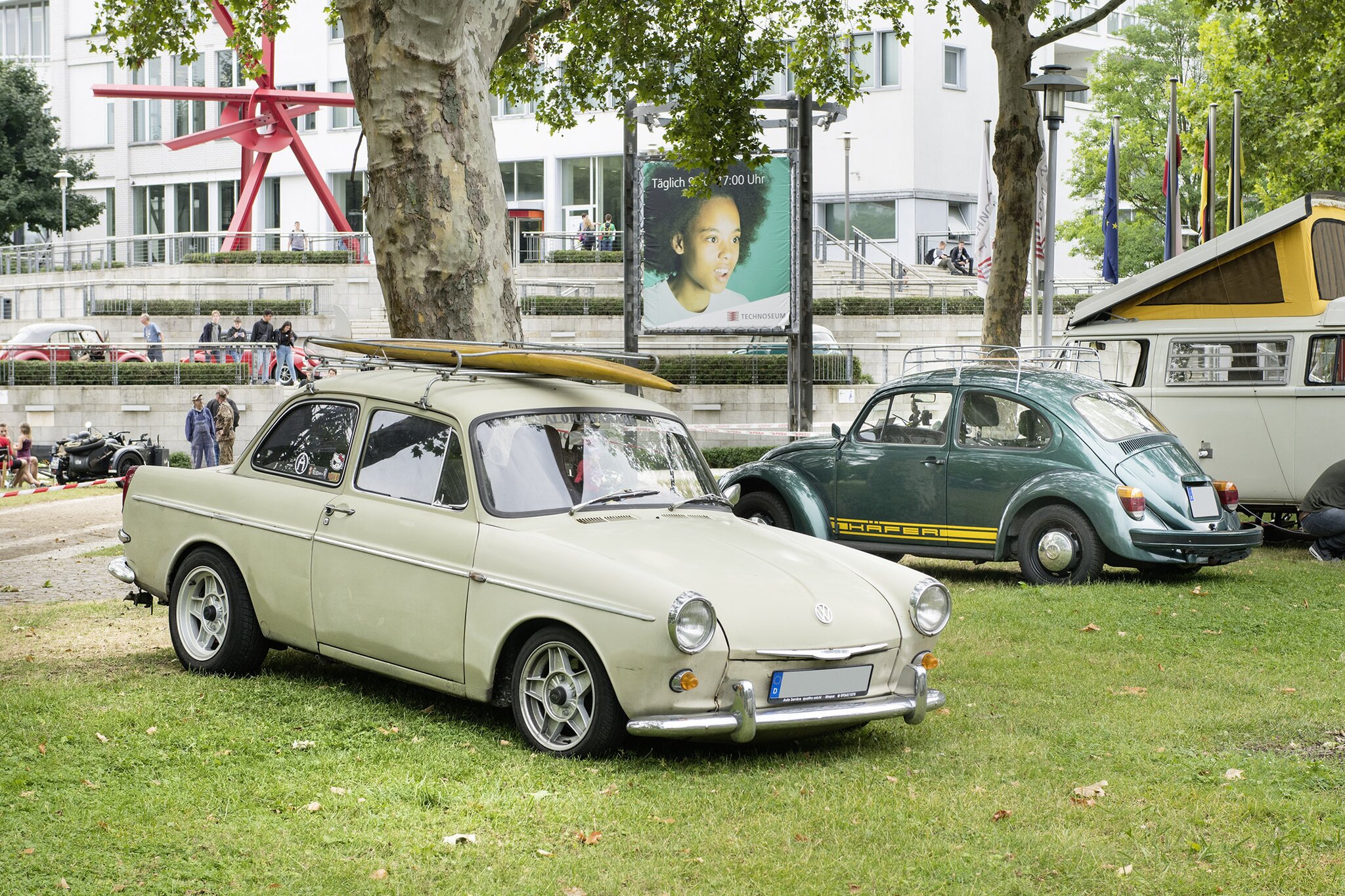 Von Bullis, Brezelfenstern und Boxermotoren - Friedrichsfeld