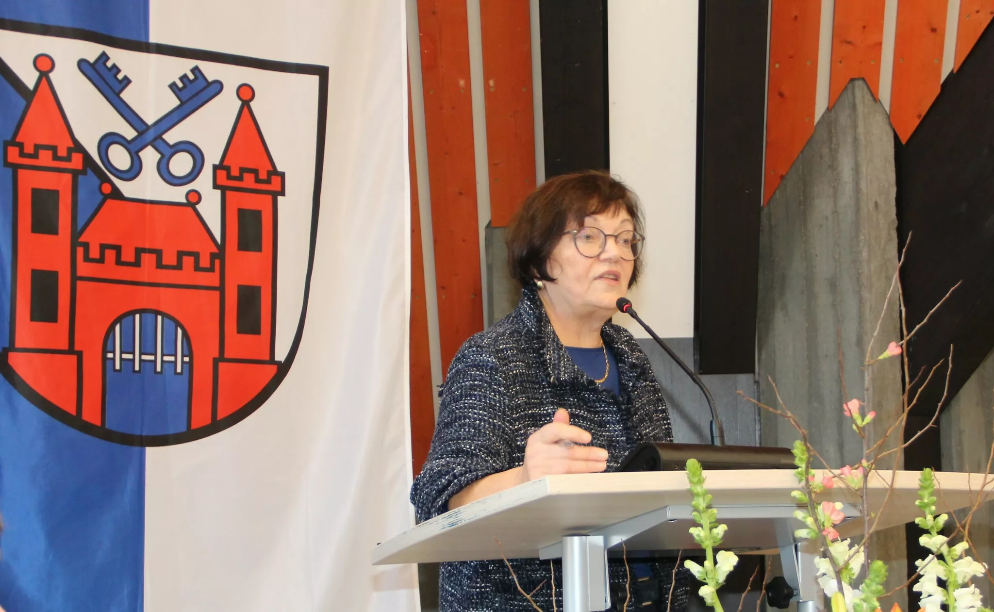 Von unserem Mitarbeiter Axel Sturm: Nazi-Vokabular sorgt für Eklat in ...